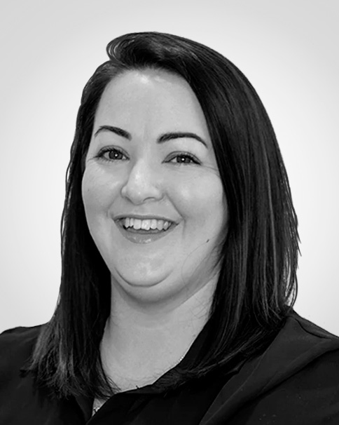 Liz Hurst | HR Director | Titan Wealth International